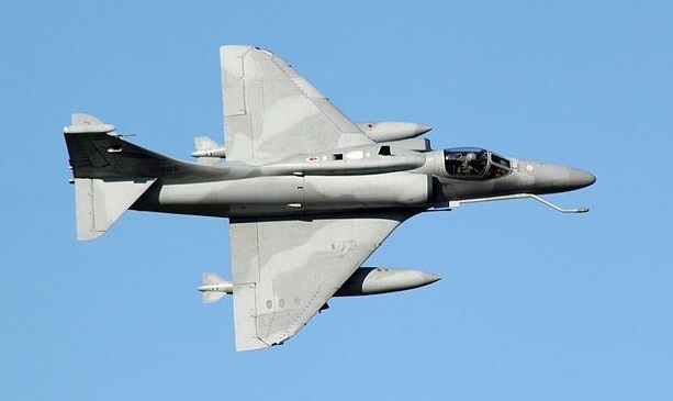 Douglas A-4 Skyhawk / Lockheed Martin A-4AR Fightinghawk – All Aero