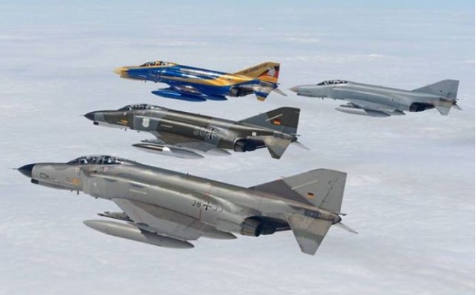 McDonnell F-4 Phantom Gallery – All Aero