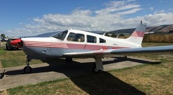 Piper PA-28R Arrow / Embraer EMB-711 Corisco / Chincul PA-28 Cherokee ...