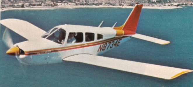 Piper PA-28R Arrow / Embraer EMB-711 Corisco / Chincul PA-28 Cherokee ...