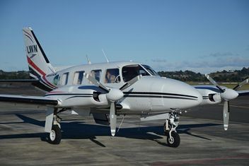 Piper PA-31 Navajo / Chieftain Gallery – All Aero