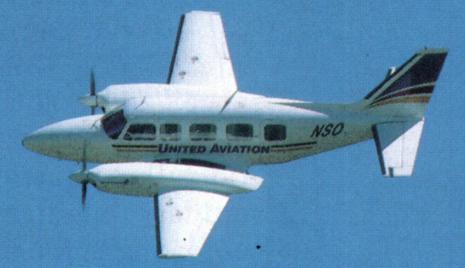 Piper PA-31 Navajo / Chieftain / Embraer EMB-820 / Schafer Comanchero ...