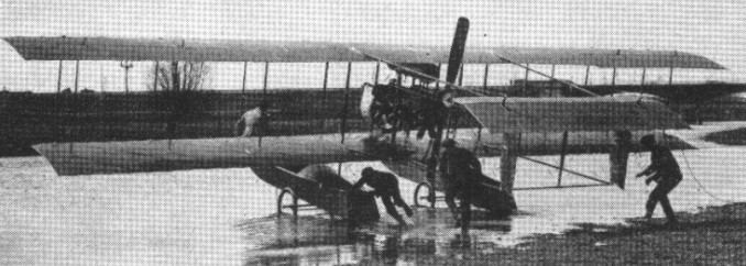 Radley-England Waterplane – All Aero
