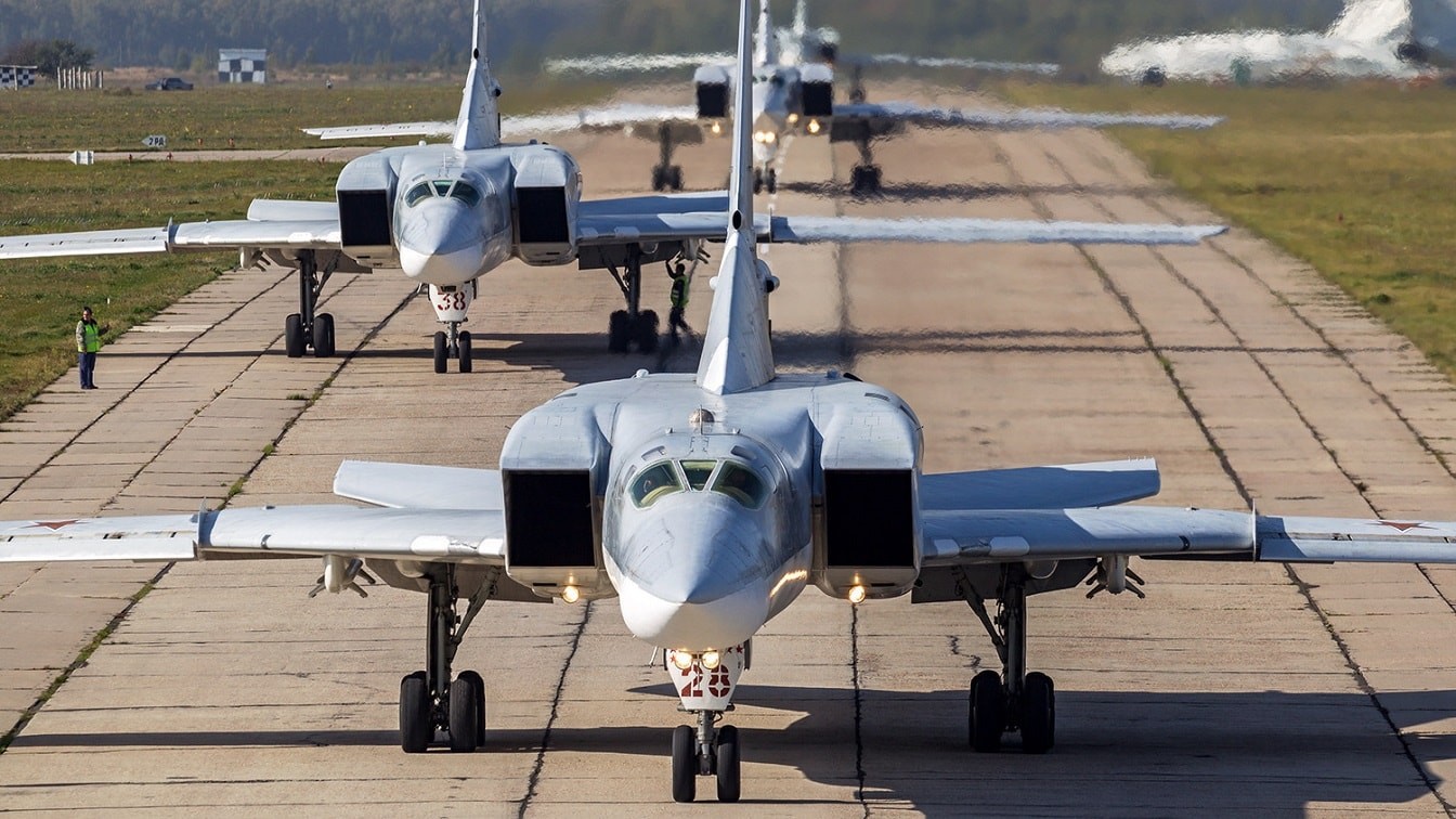 Tupolev Tu-105 / Tupolev Tu-22 – All Aero