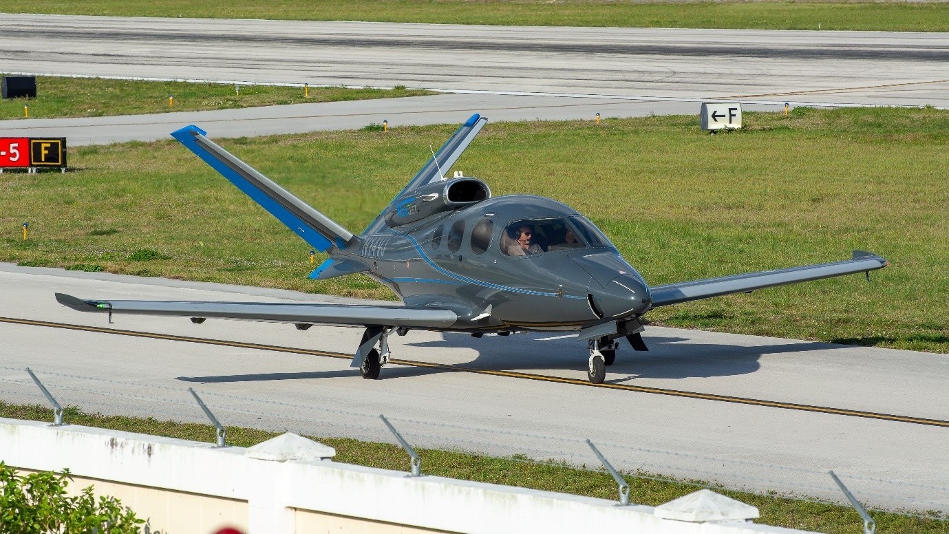 Cirrus Vision Jet – All Aero